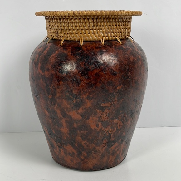Handmade | Art | Vtg Handmade 8 In Clay Vase W Woven Rattan Brown ...
